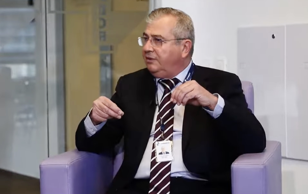 Din ce cauză apare adenomul de prostată? - IntreabaUnMedic.RO